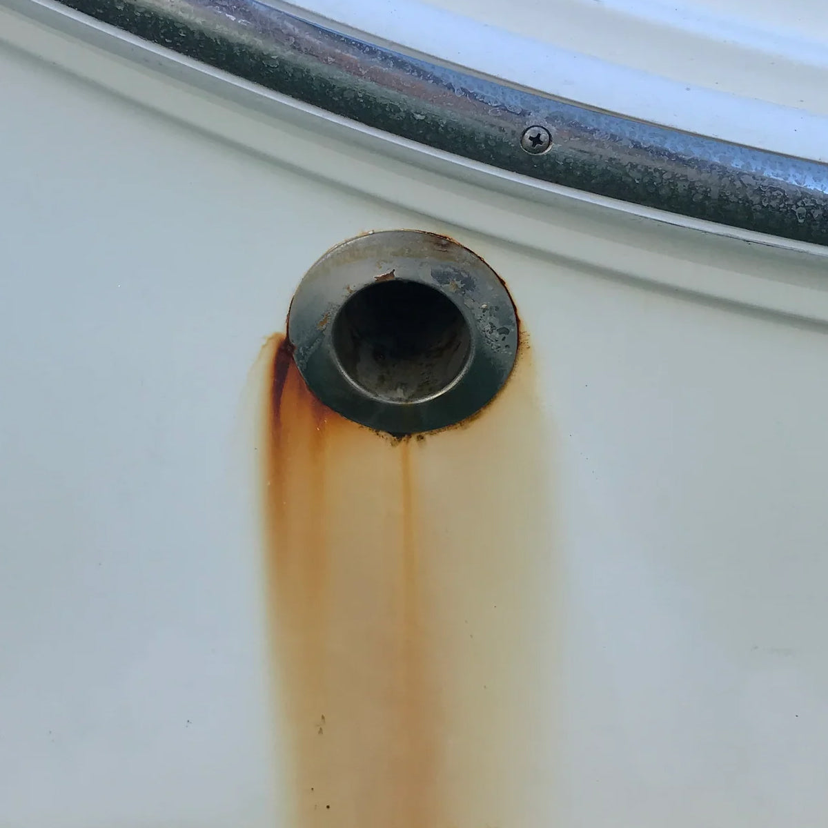 Fiberglass Rust Remover – Chic Marine